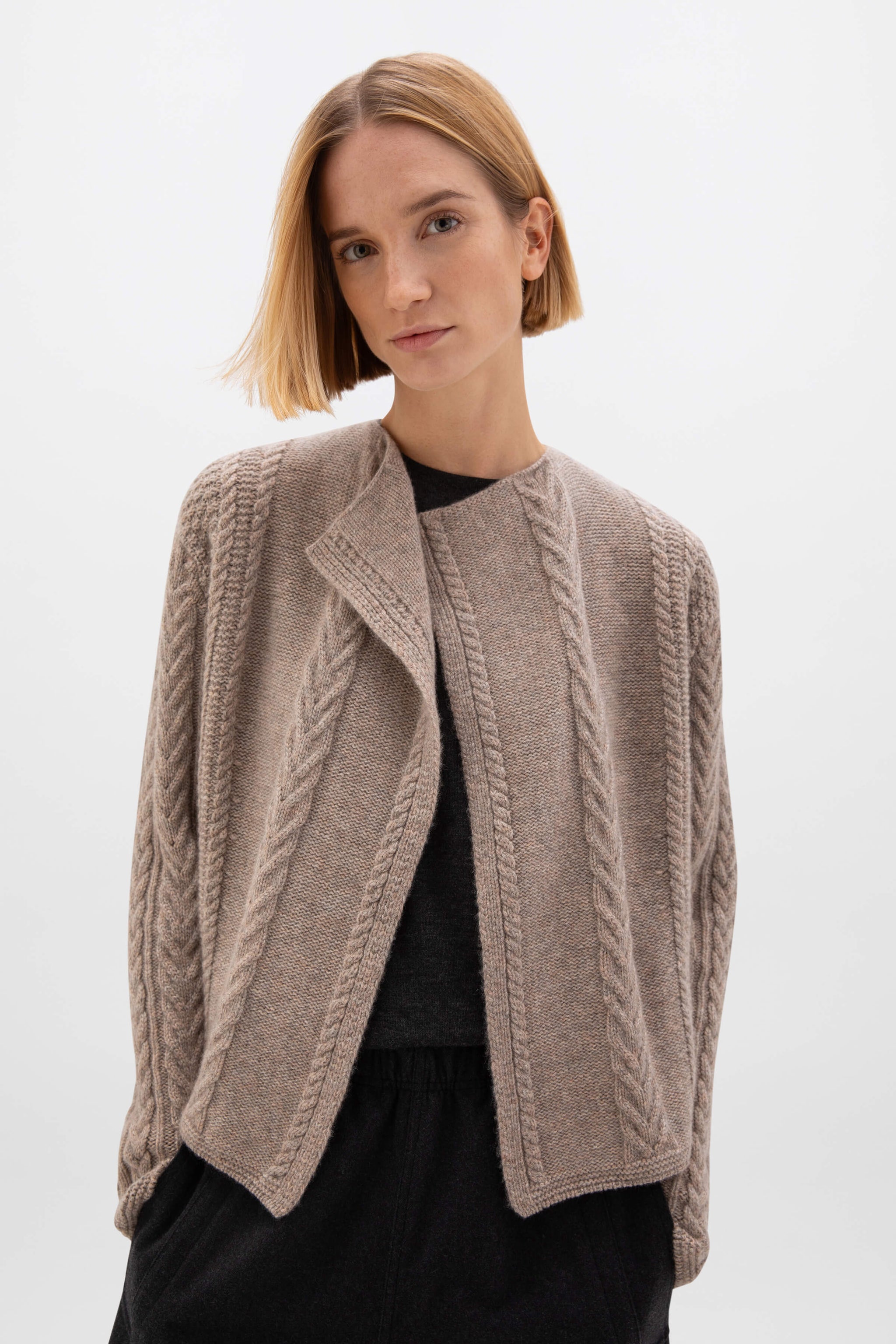 Women's Cable Cashmere Cardigan in Brown | Women's Cashmere | Johnstons ...