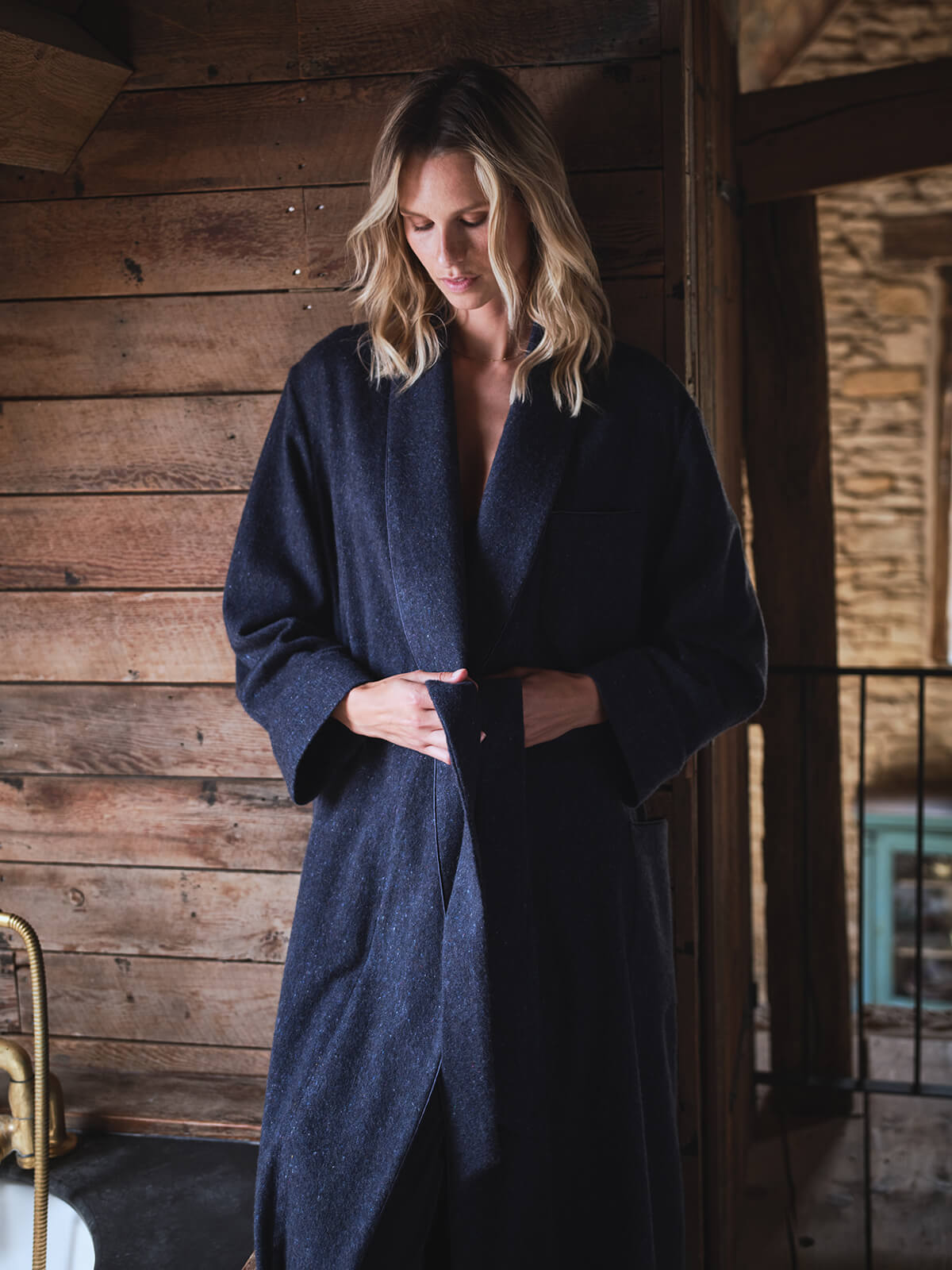 Women's Donegal Cashmere Dressing Gown | Johnstons of Elgin