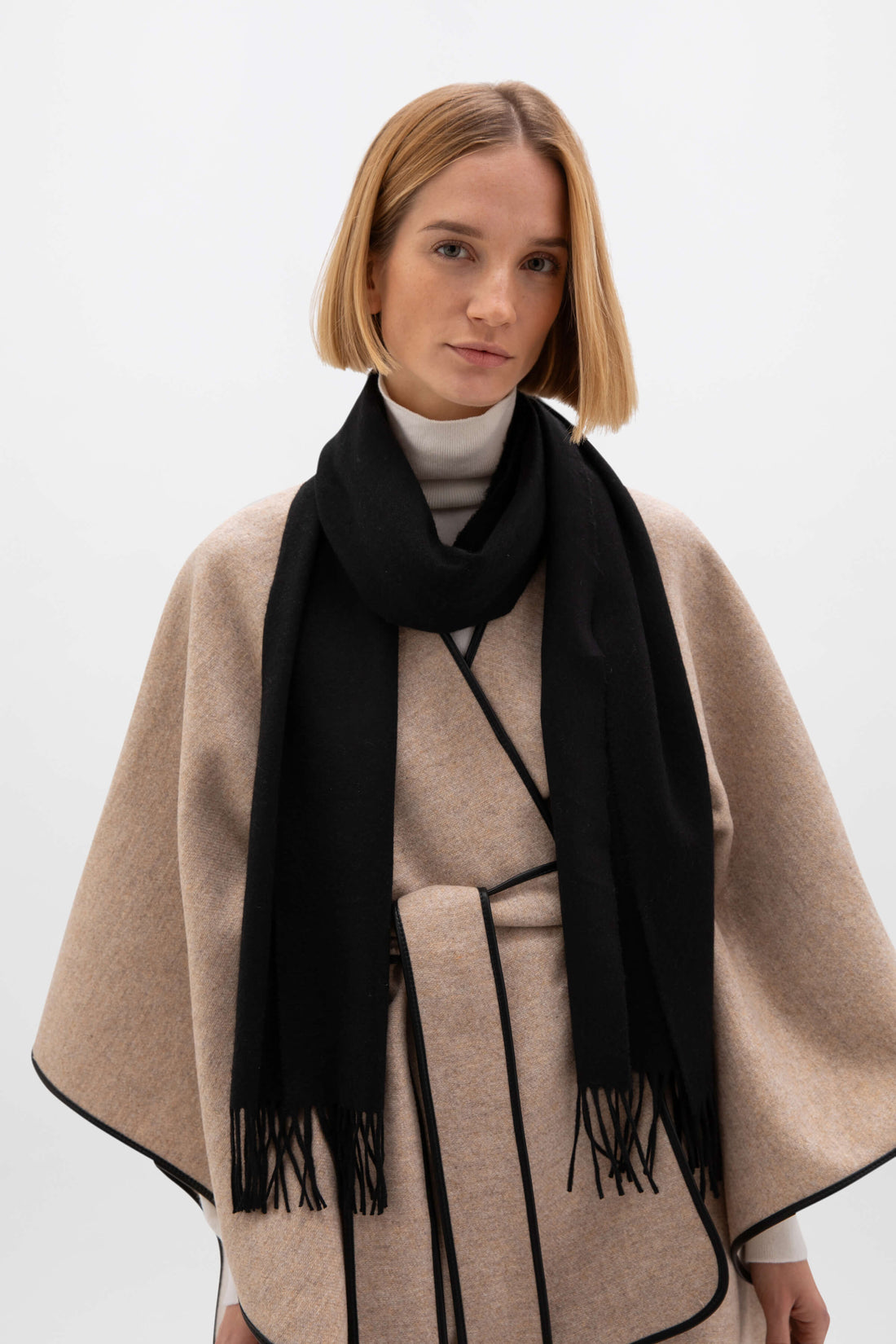Wide Black Cashmere Scarf | Cashmere Accessories | Johnstons of Elgin